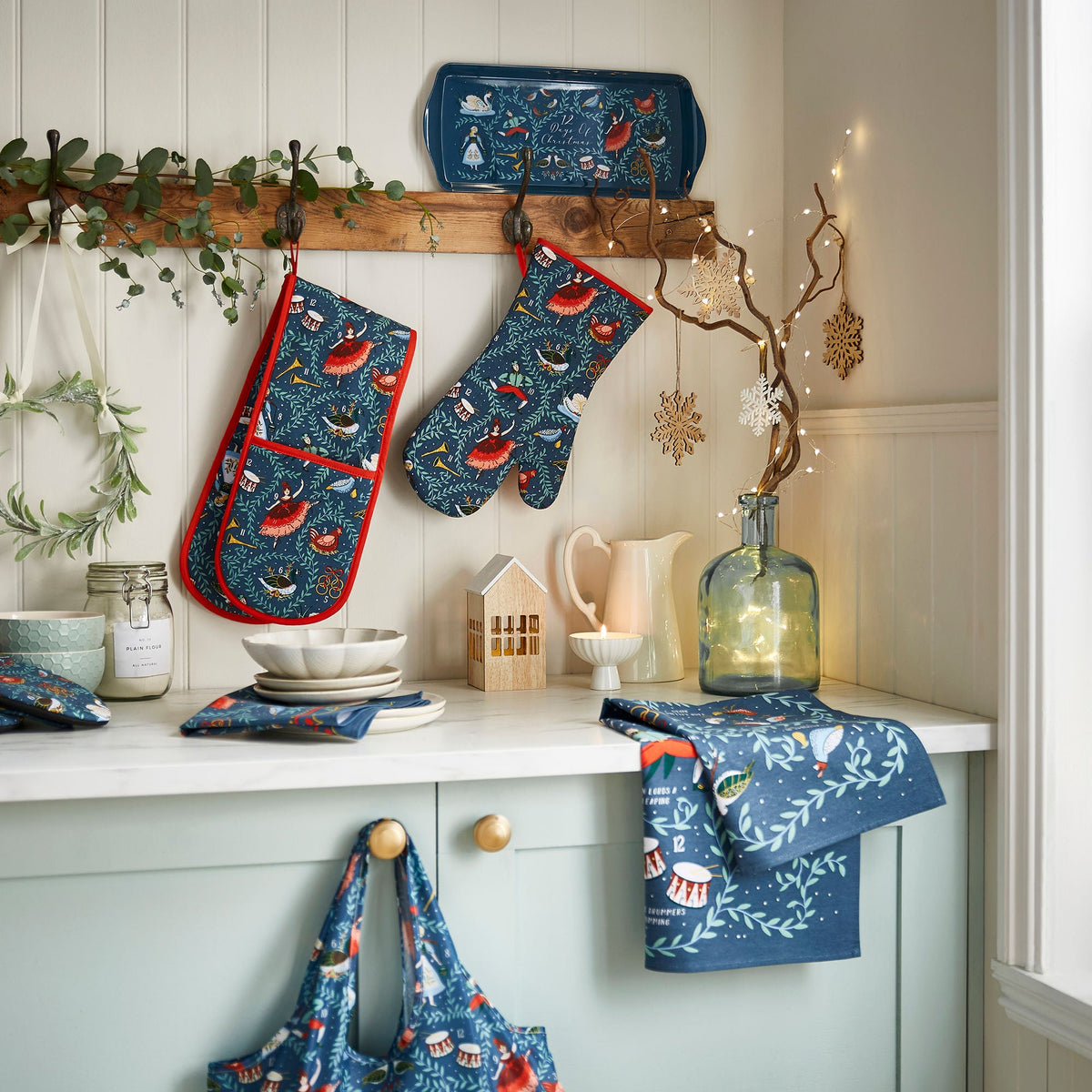 Christmas Kitchen & Dining – Ulster Weavers